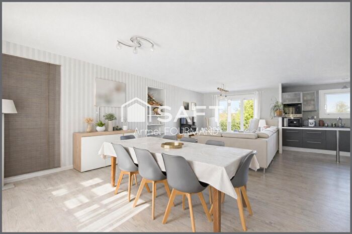 Maison à vendre - Saint-Gelais - 6 pièces - 5 chambres