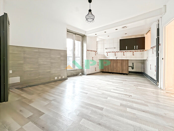 Appartement à vendre - Longjumeau, Gare, Marché - 2 pièces - 1 chambre