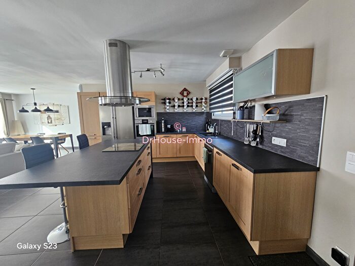 Maison à vendre - Saugon - 4 pièces - 3 chambres