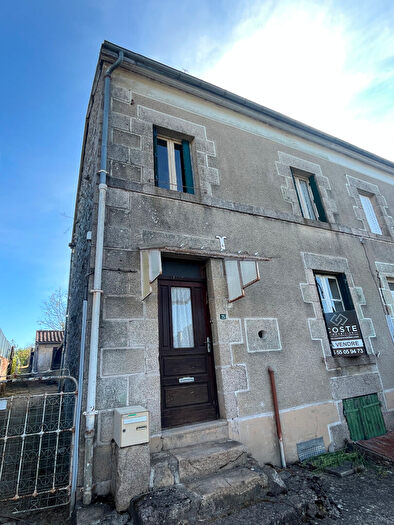 Maison à vendre - La Jonchère-Saint-Maurice - 4 pièces - 2 chambres