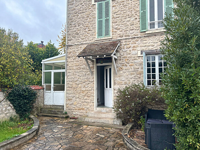 Maison à vendre - Mantes-la-Jolie, Centre-ville - 6 pièces - 5 chambres