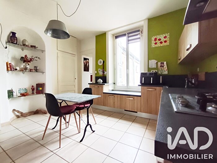 Appartement 4 pièces à Vesoul, Centre-ville, à vendre