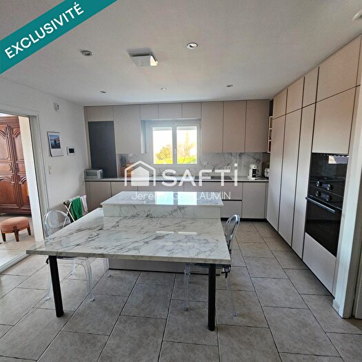 Maison à vendre - Cusset, Puy Besseau - 7 pièces - 5 chambres