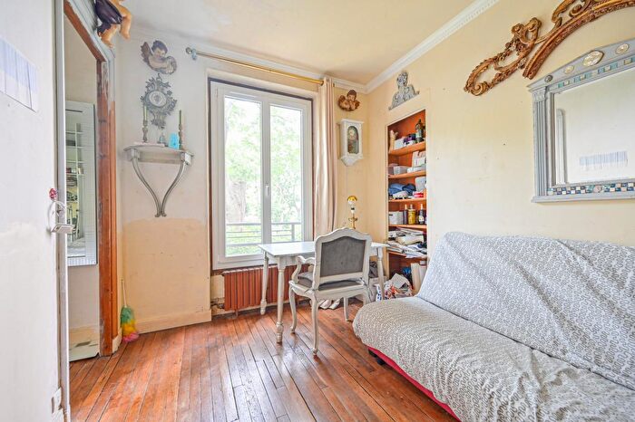 Maisons à vendre et appartements à louer - 1