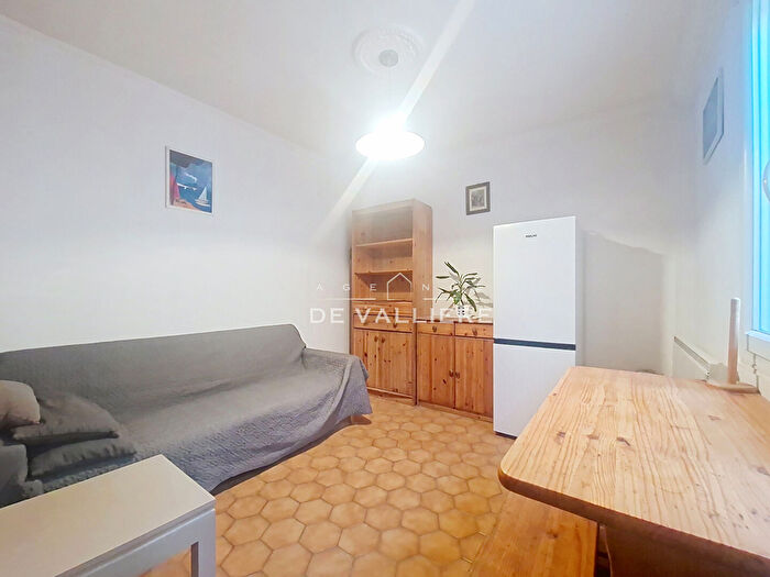 Appartement 4 pièces à louer à Nanterre, Vieux Pont