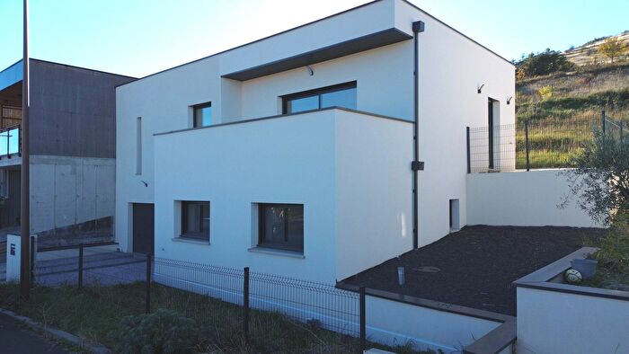 Maison à vendre - Les Martres-de-Veyre - 4 pièces - 3 chambres