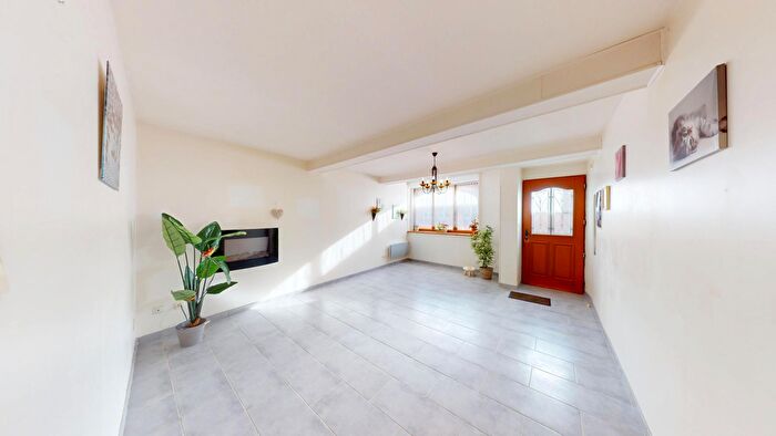 Maison à vendre - Beaumont-de-Lomagne - 4 pièces - 3 chambres