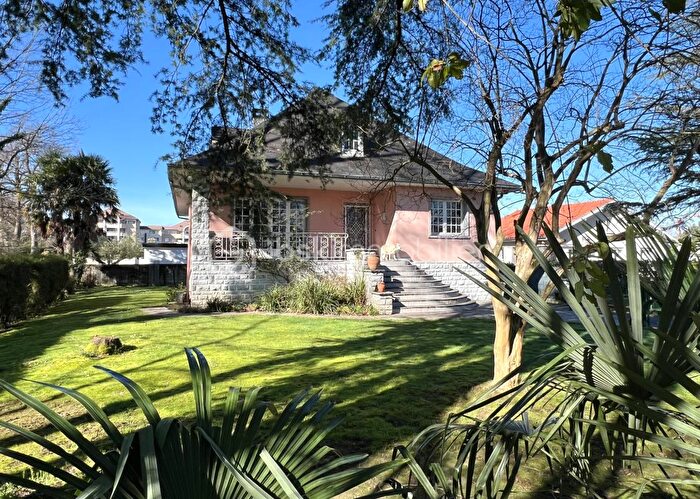 Maison à vendre - Pau, Pau Nord - 7 pièces - 5 chambres