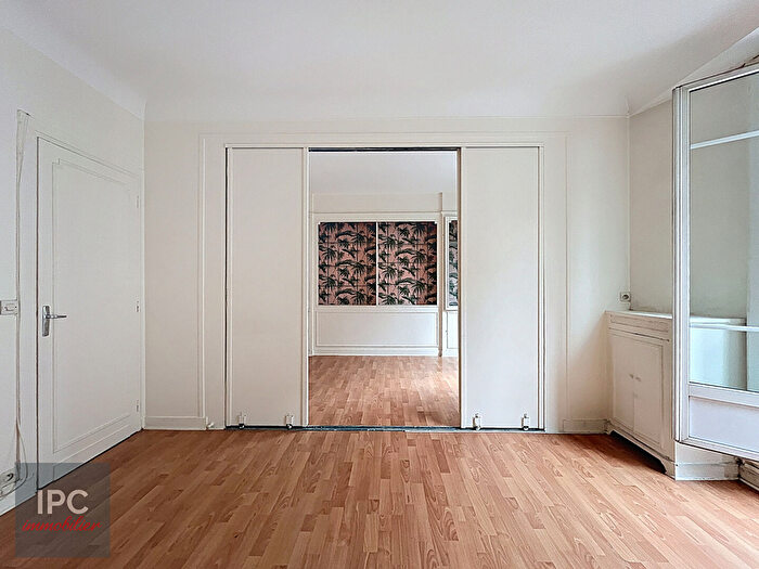 Appartement à vendre - Clichy, Centre-ville - 3 pièces - 2 chambres