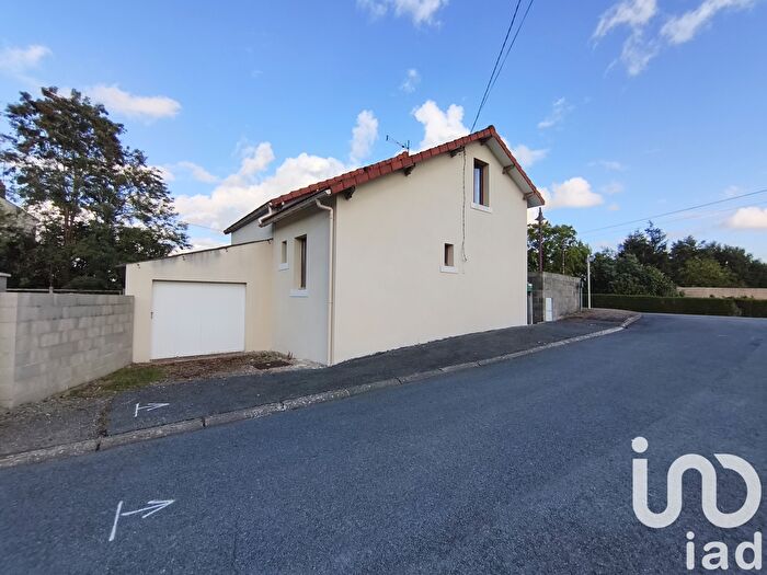 Maison à vendre - Châtillon-sur-Thouet - 5 pièces - 3 chambres