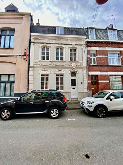 Maison à vendre - Valenciennes - 7 pièces - 3 chambres