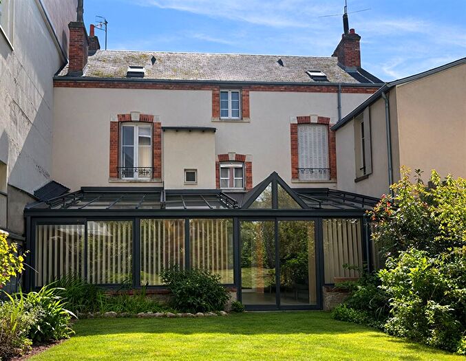 Maison à vendre - Orléans, Faubourg Saint-Jean - 10 pièces - 7 chambres