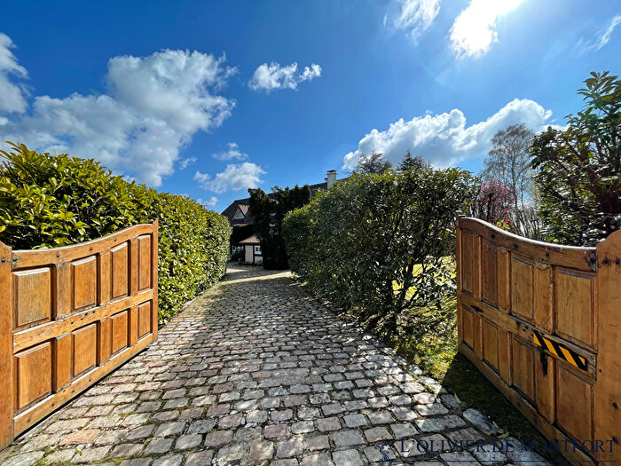 Orgerus : Maison 9 pièces à vendre