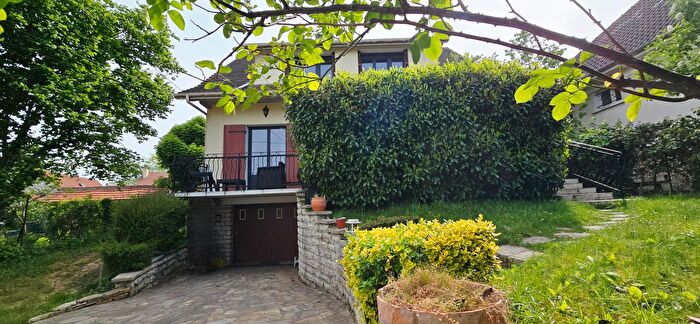 Maison 6 pièces à vendre à Villecresnes