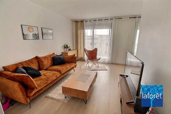 Appartement 3 pièces à louer - Centre Ville-Vieux Puteaux
