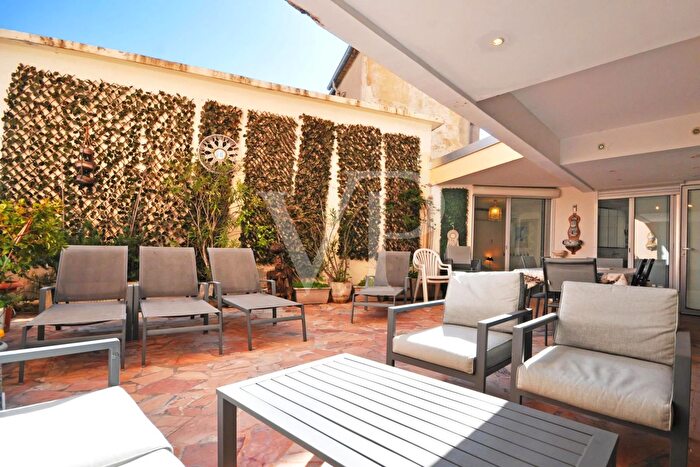 Appartement à vendre - Cannes, Centre-ville - 6 pièces - 5 chambres