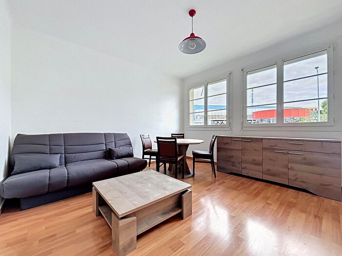 Appartement 3 pièces à Dijon, Les Péjoces, à louer