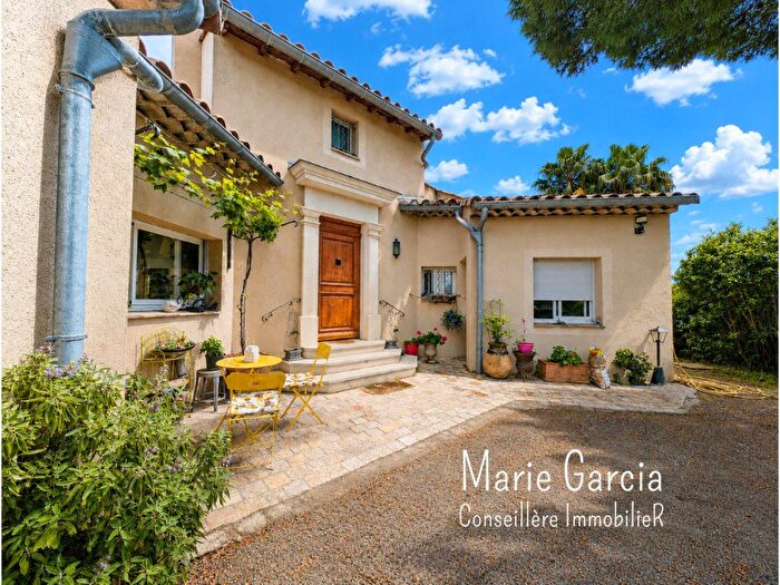 Maison 6 pièces à vendre à Rodilhan