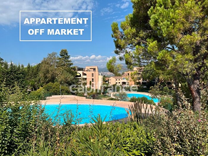 Appartement à vendre - Mougins, Centre-ville, Village, Tournamy, Le Val de Mougins - 2 pièces - 2 chambres