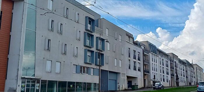 Appartement à louer - Malabry, Châtenay-Malabry - 2 pièces - 1 chambre