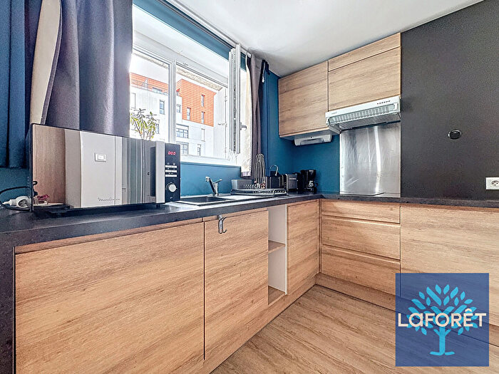 Appartement à louer - La Roche-sur-Yon, Vallée Verte, Liberté - 1 pièce