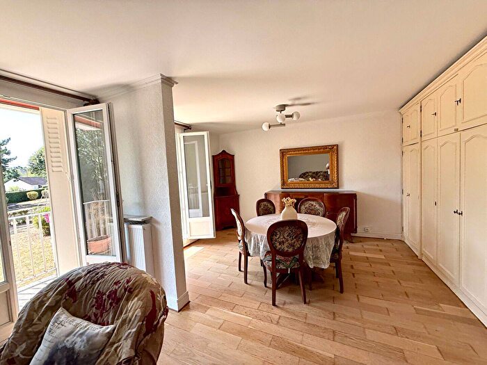 Appartement 4 pièces à Epi d'Or, Saint-Cyr-l'École, à louer