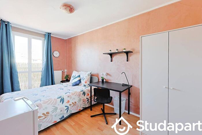 Centre Ville-Mairie, Noisy-le-Sec - Appartement 1 pièce à louer