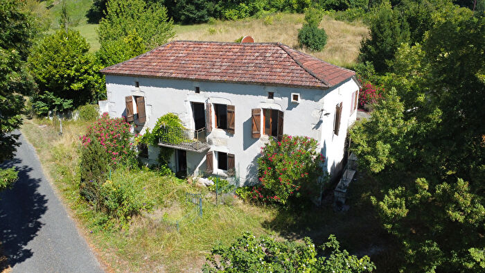 Maison à vendre - Sainte-Croix - 9 pièces - 3 chambres