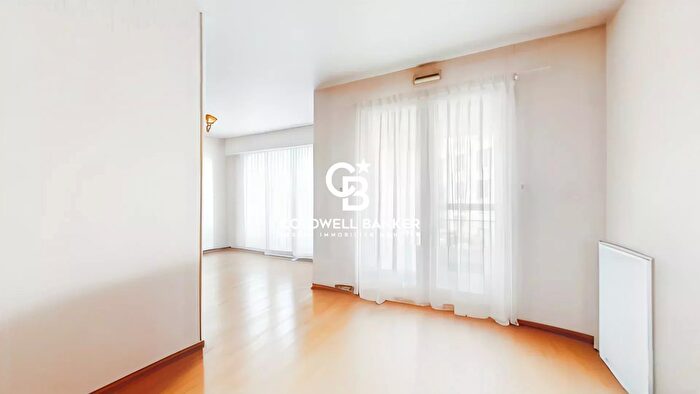 Appartement à vendre - Montrouge, Porte de Châtillon - 3 pièces - 2 chambres