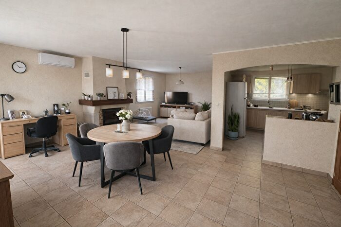 Maison à vendre - Feugarolles - 5 pièces - 4 chambres