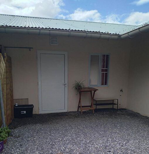 Saint-Laurent-du-Maroni : Maison 1 pièce à louer