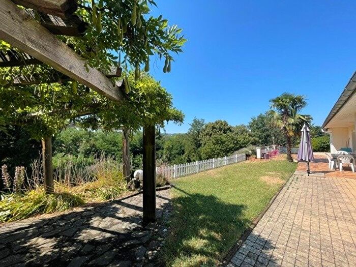 Maison 5 pièces à Eyzin-Pinet, à vendre