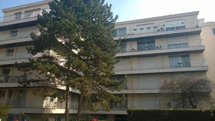 Appartement à louer - Enghien-les-Bains - 1 pièce