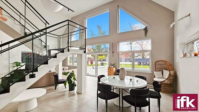 Maison à vendre - Colmar, Centre-ville - 6 pièces - 4 chambres