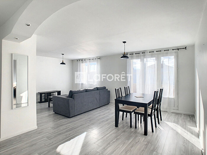 Appartement à louer - Valence, Grand Charran - 3 pièces - 2 chambres