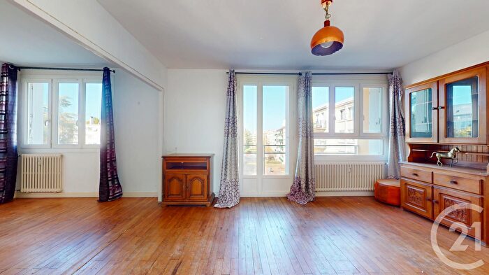 Appartement 4 pièces à vendre à Nantes, Sainte-Thérèse, Rond-Point de Vannes