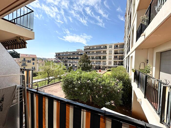 Appartement à vendre - Cannes, Prado, République - 1 pièce