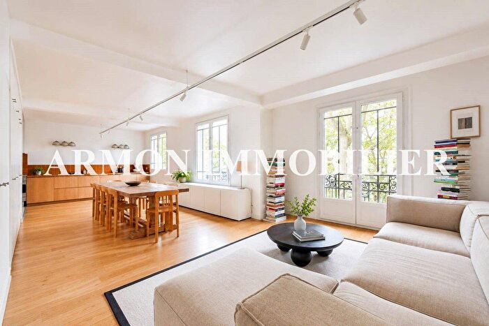 Appartement 4 pièces à louer - Buttes Chaumont, Paris 19ème arrondissement