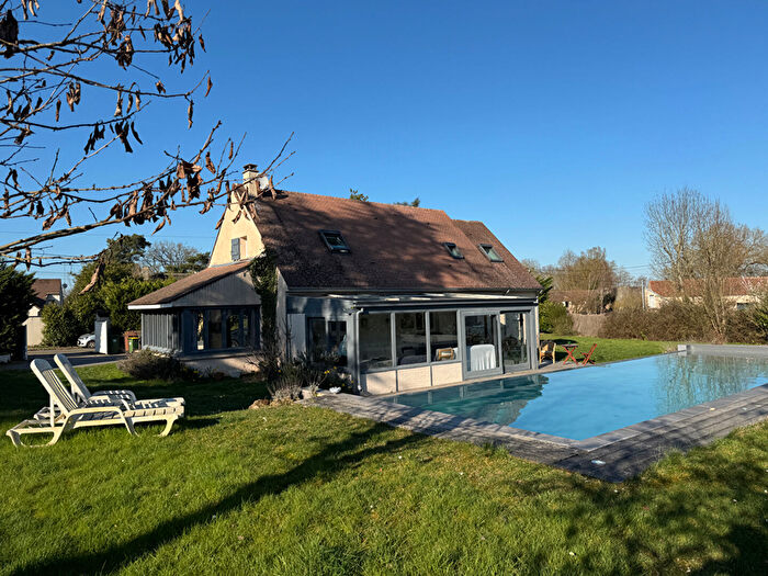 Maison à vendre - Montfort-lAmaury - 6 pièces - 3 chambres