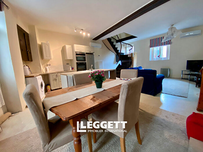 Maison à vendre - Rochechouart - 4 pièces - 3 chambres