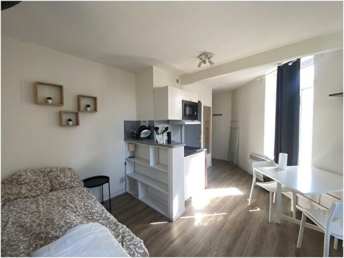 Appartement à louer - Lille, Centre-ville, Euralille - 1 pièce