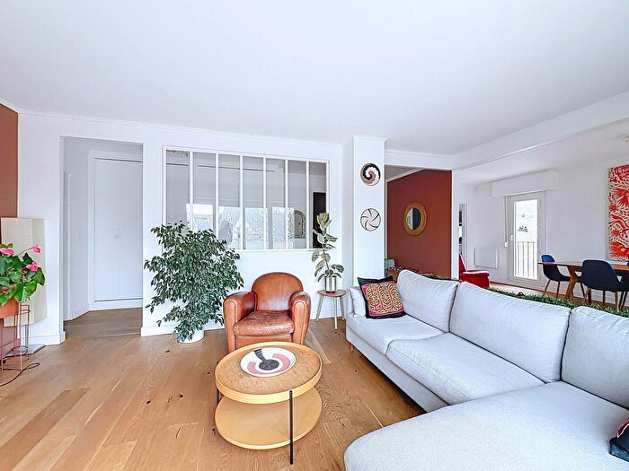 Appartement à vendre - Chatou, Est - 5 pièces - 3 chambres