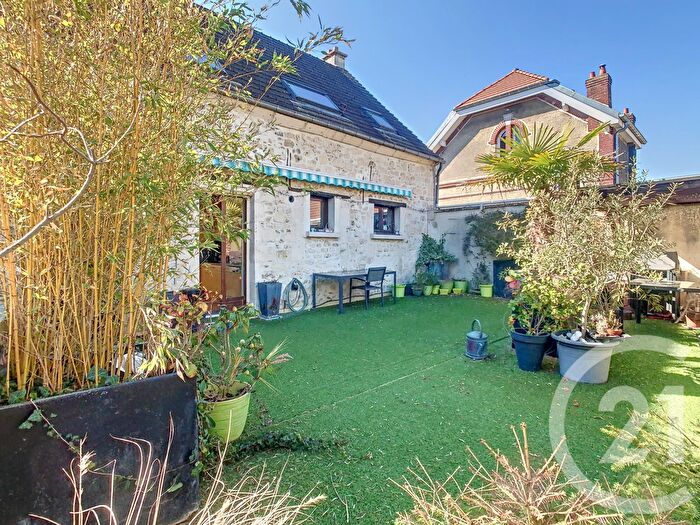 Maison à vendre - Béthisy-Saint-Pierre - 8 pièces - 6 chambres