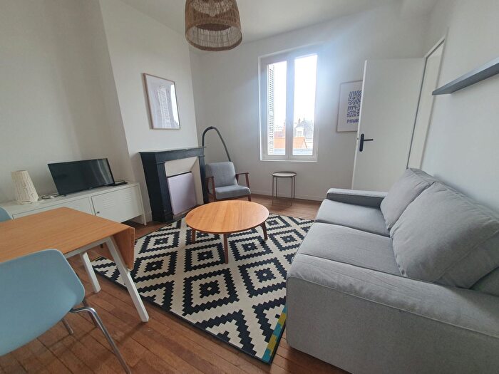 Appartement 2 pièces à louer à Tours, Rabelais, Tonnelle