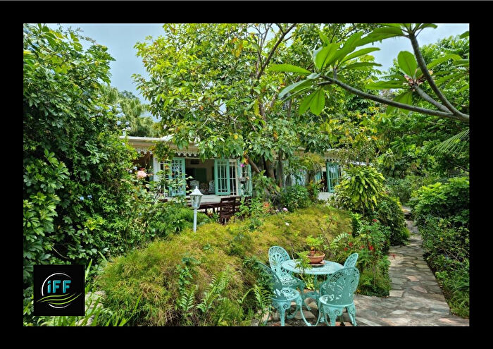 Maison à vendre - Saint-Denis, La Montagne ème - 7 pièces - 4 chambres