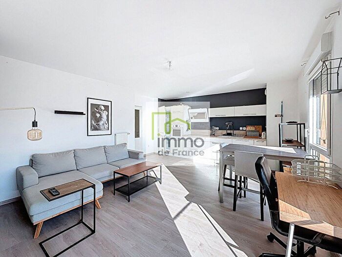 Appartement à louer - Ancien Mons, Mons-en-Bar ul - 2 pièces - 1 chambre