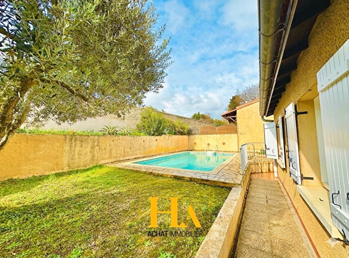 Maison à vendre - Montélimar - 4 pièces - 3 chambres