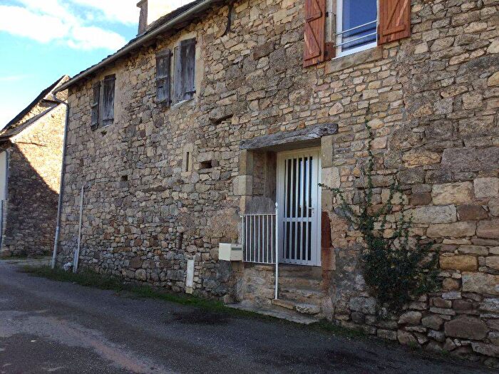 Anglars-Saint-Félix : Maison 4 pièces à louer