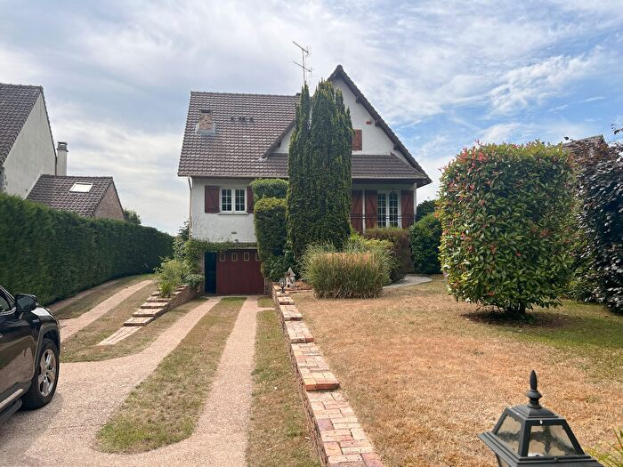 Maison à vendre - Breuillet - 7 pièces - 4 chambres