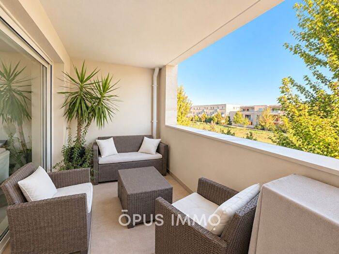 Appartement 3 pièces à Castries, à vendre